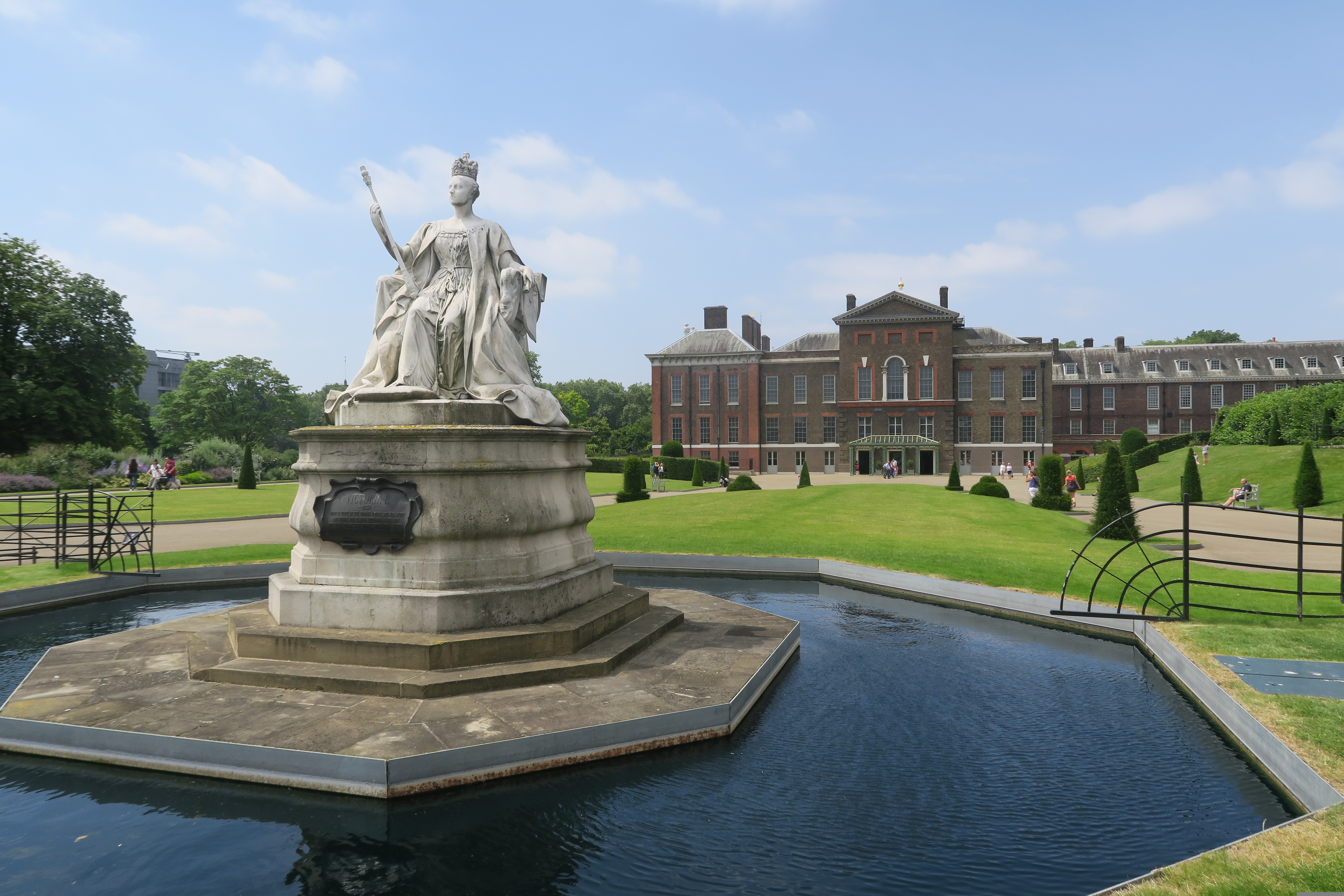 A Park for Nobles Only – John Pullen